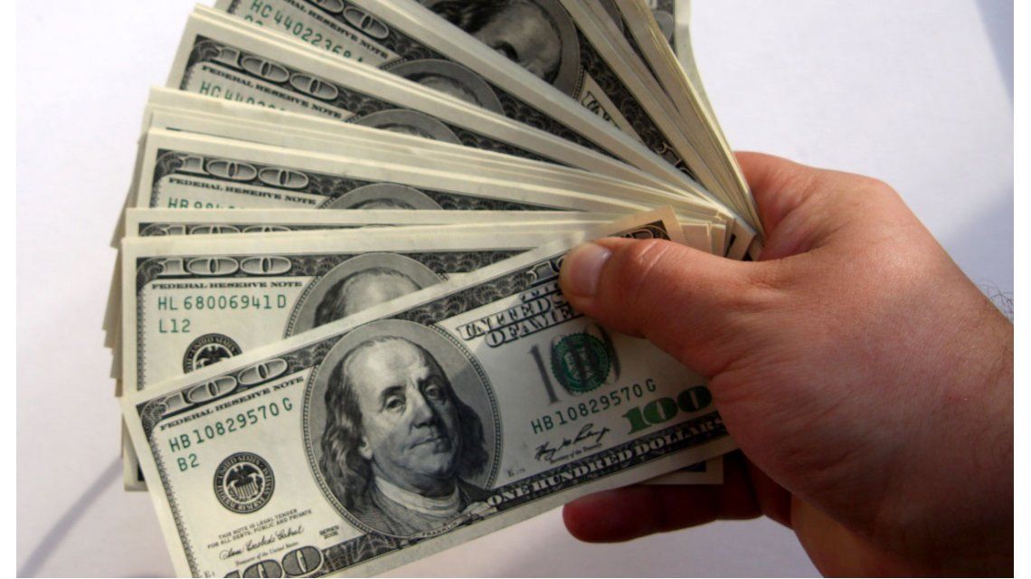 La AFIP ya devuelve el dinero retenido por los gastos del dólar ahorro ... La AFIP ya devuelve el dinero retenido por los gastos del dólar ahorro ...