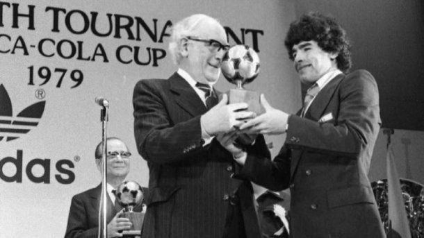 Diego Maradona, inagotable: aparecieron fotos inéditas del Mundial ... Diego Maradona, inagotable: aparecieron fotos inéditas del Mundial ...