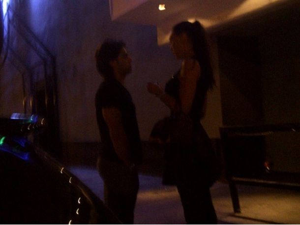 Alejandro Cupitó entre el teatro y una bella modelo italiana