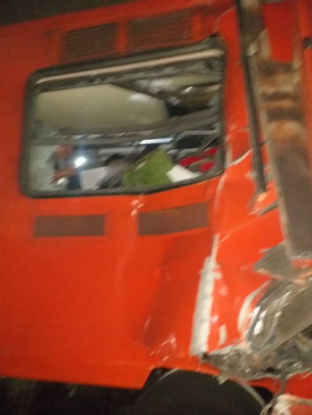 Chocaron Dos Trenes Del Metro De México Un Muerto Decenas De Heridos