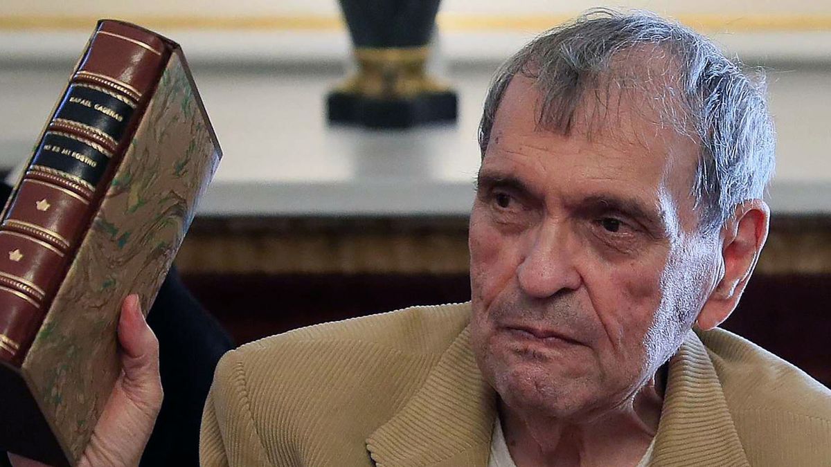 Otorgan el Premio Cervantes al poeta venezolano Rafael Cadenas Otorgan el Premio Cervantes al poeta venezolano Rafael Cadenas