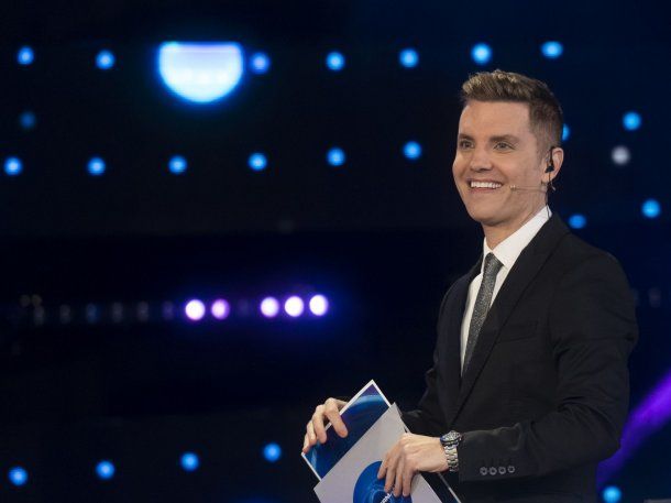 Santiago del Moro reveló qué hay en el sobre dorado de Gran Hermano ...