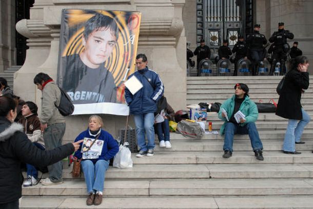 Comenzó el juicio por Cromañón: piden treinta años para Omar Chabán