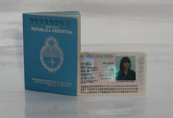 Nuevos DNI: son celestes y cuestan 15 pesos