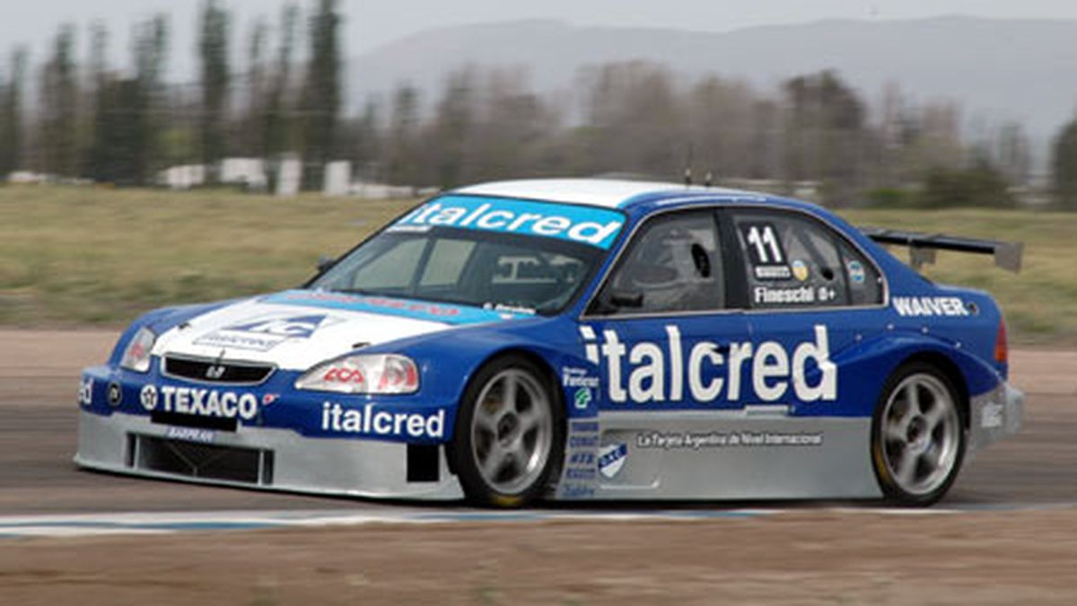 Se lanza la la cuarta etapa del TC 2000 en Mendoza