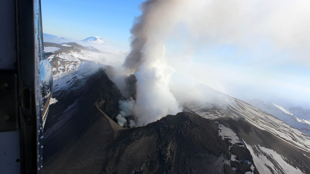Detectan 229 sismos en el volcán Copahue y lanzan un alerta amarillo
