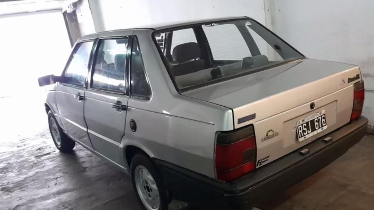 Compró un Fiat Duna y se lo robaron apenas terminó de pagarlo