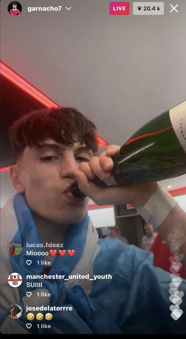 El guiño de Alejandro Garnacho a Argentina en los festejos de ...