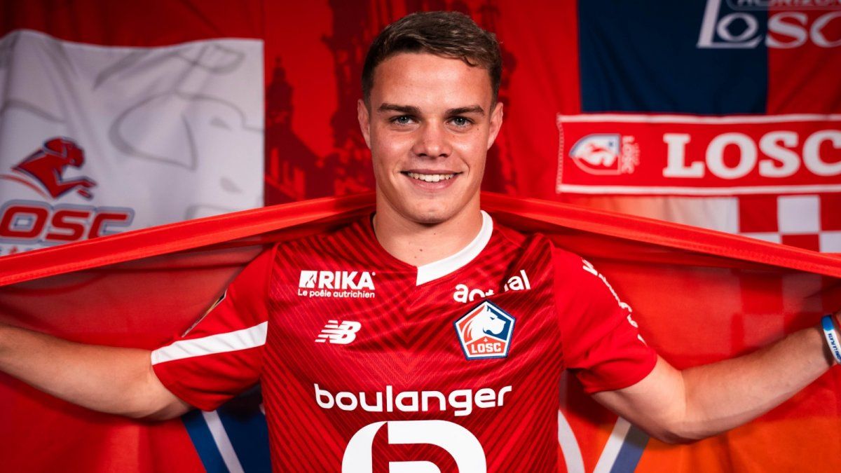 Ignacio Miramón fue presentado como nuevo jugador del Lille de Francia