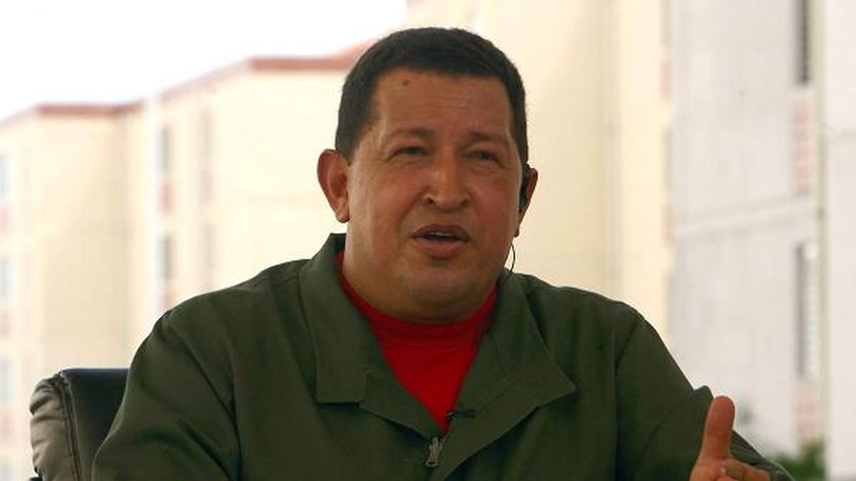 A Hugo Chávez se le vino la noche cuando hablaba