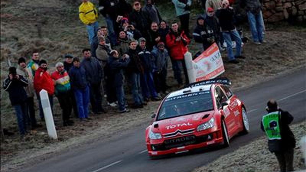 Loeb a un paso de la victoria tras el abandono de Dani Sordo