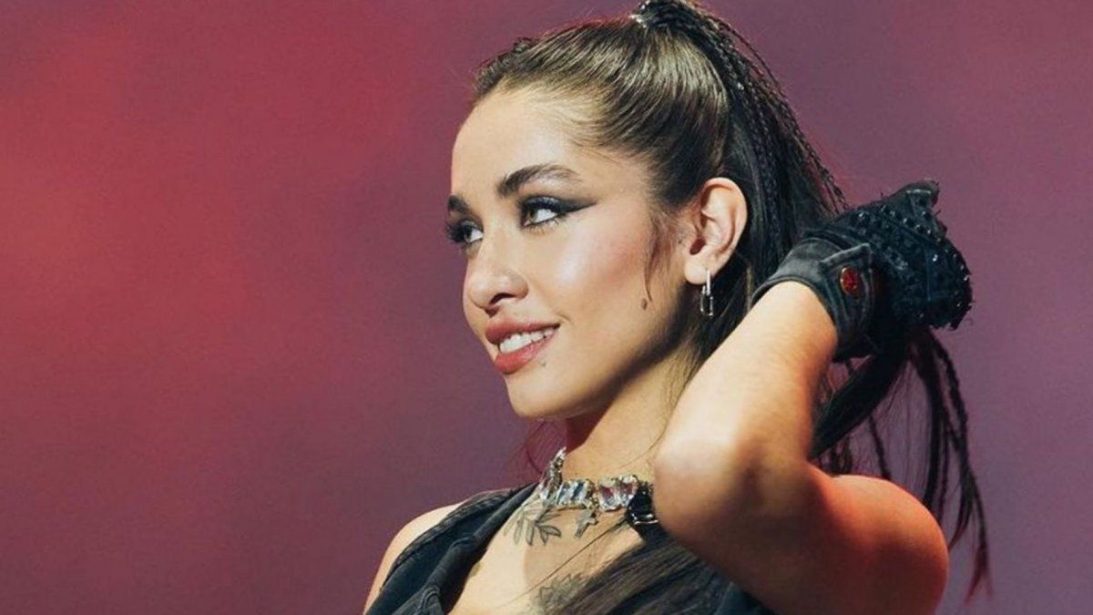 La microbikini que eligió María Becerra para sus vacaciones en las sierras