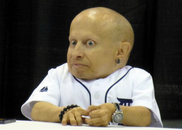 Murió Verne Troyer, el actor que hizo de Mini Me en Austin Powers
