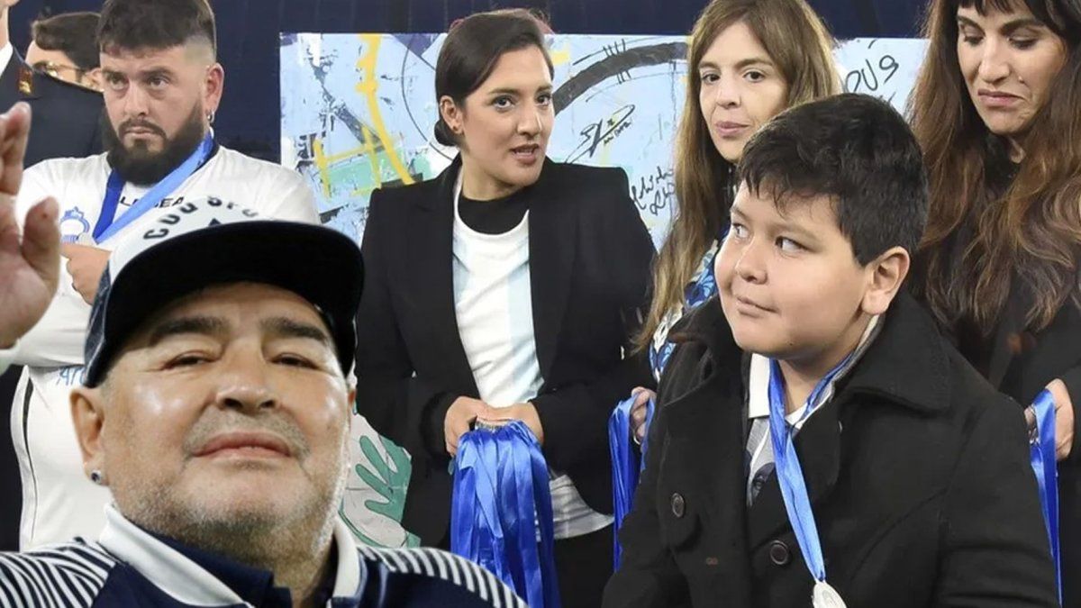 Histórica alianza entre los 5 hijos de Diego Maradona: los detalles de ...