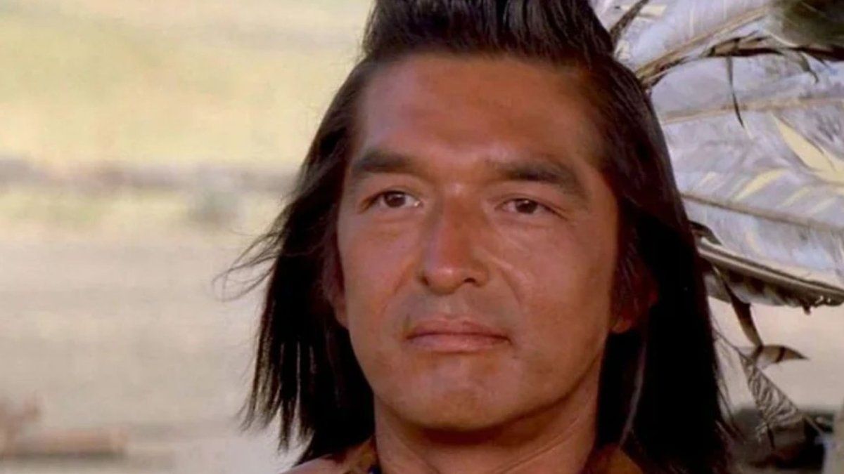 Murió Graham Green, mítico coprotagonista de Danza con lobos