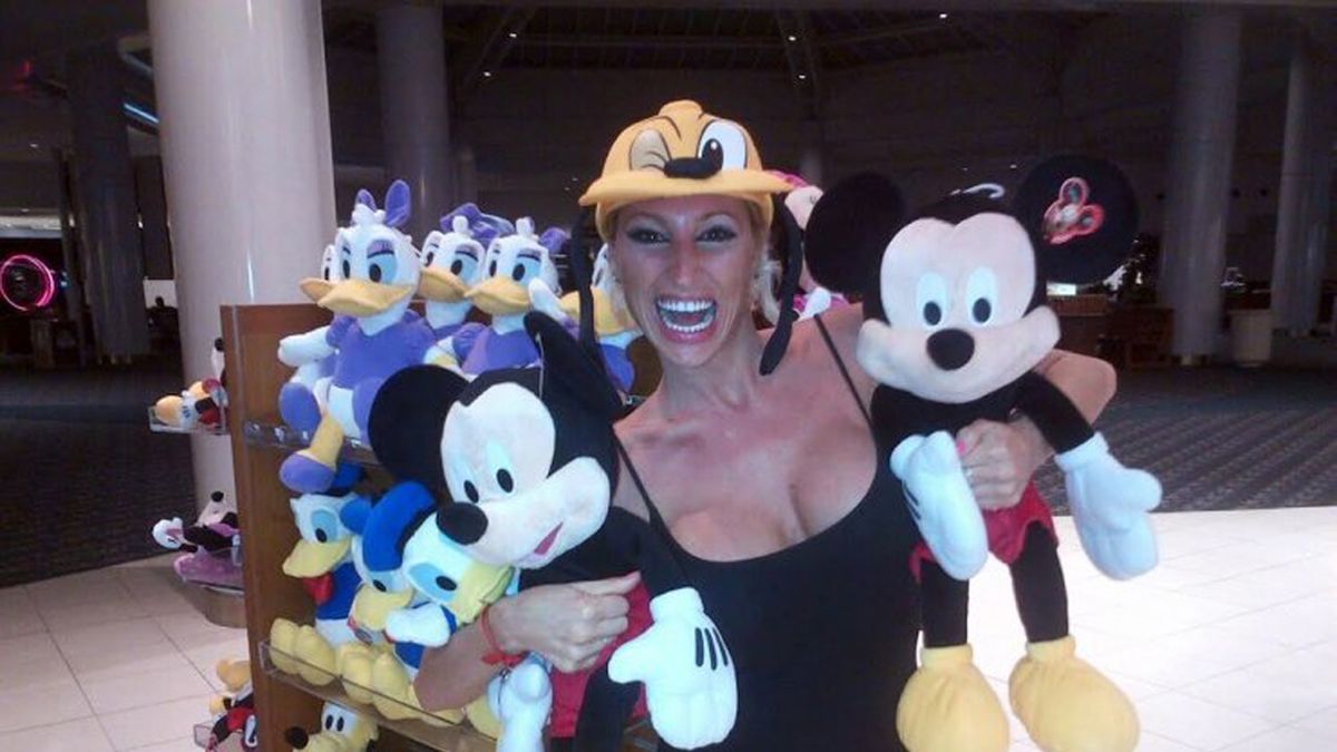 El álbum de fotos de las vacaciones de Vicky Xipolitakis en Disney