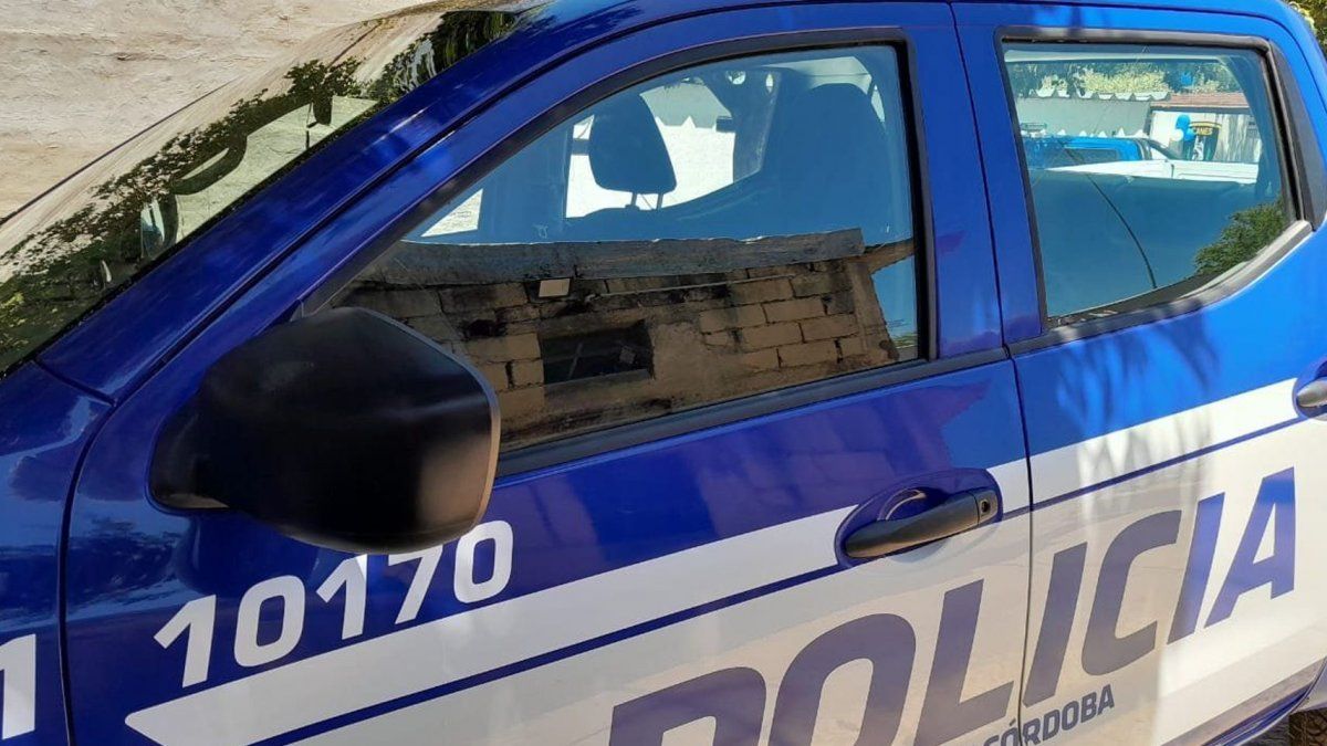 La policía le robó unas joyas que los ladrones no pudieron llevarse ...