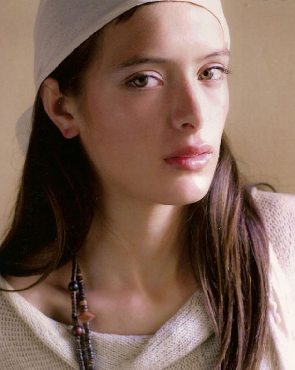 Daniela Cott, la chica que dejó los cartones para ser modelo