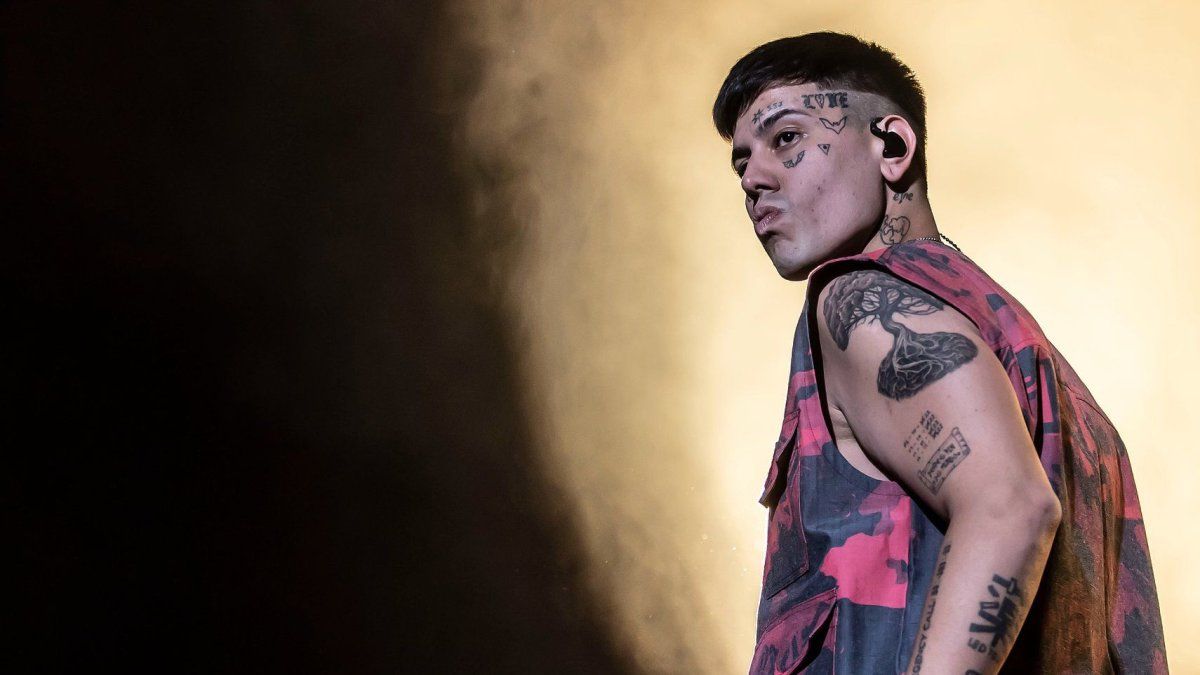 Duki hizo historia con 5202: fue el album en español con el debut ...