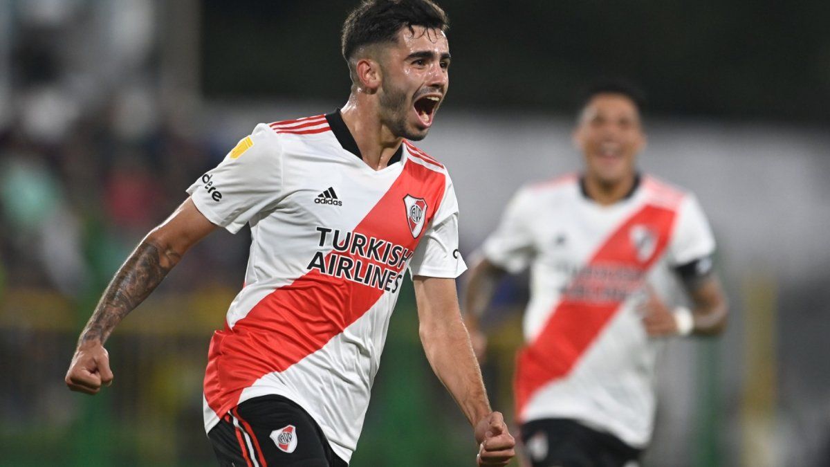 River: así fue el primer gol de Santiago Simón