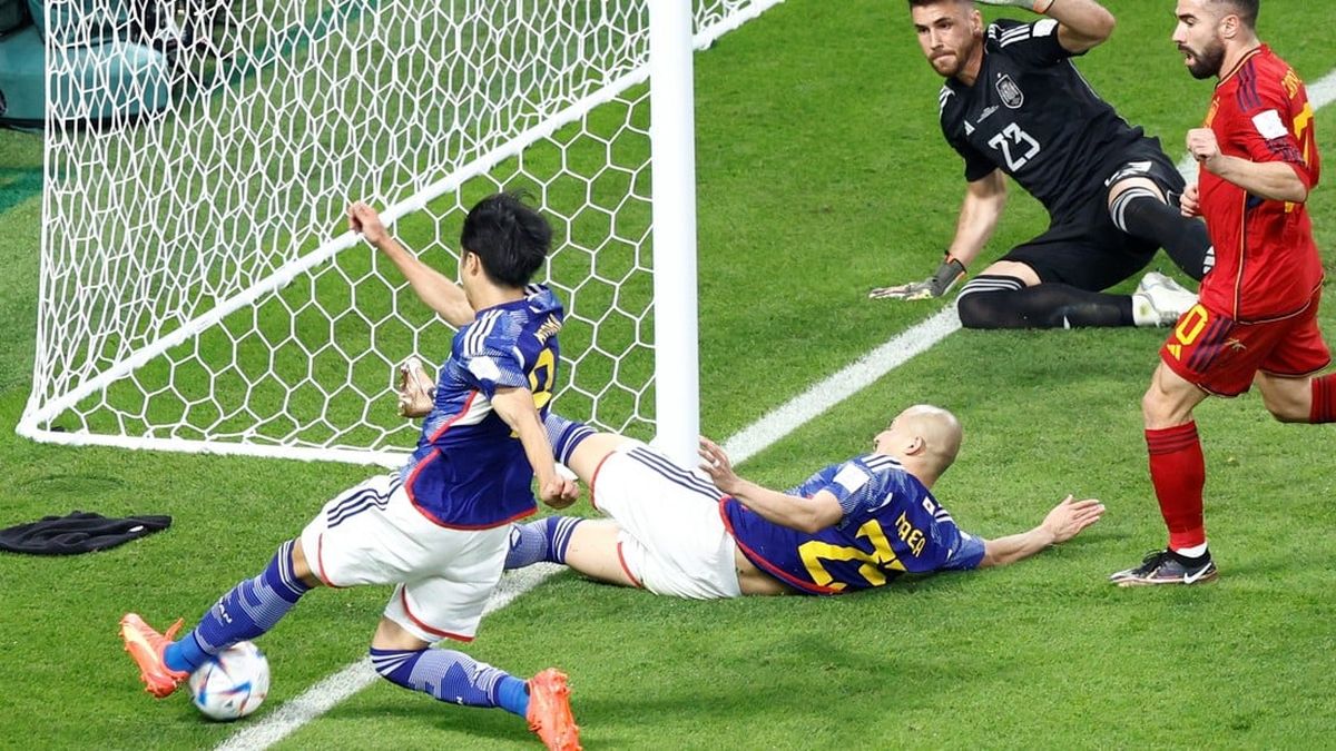 FIFA respaldó la validez del segundo gol de Japón a España FIFA respaldó la validez del segundo gol de Japón a España