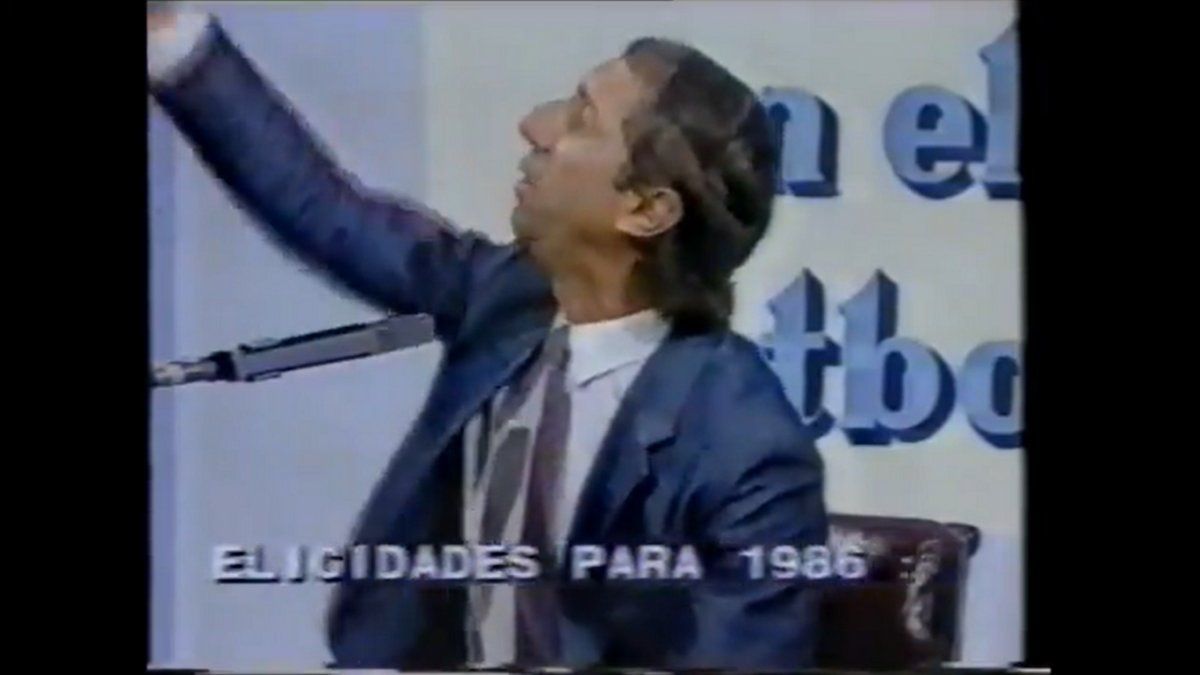 El video viral de Carlos Bilardo en Polémica en el Fútbol