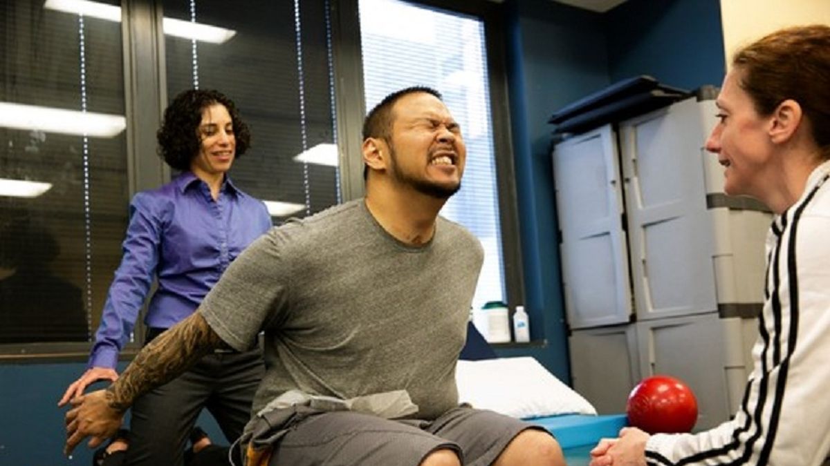 ¿Quién es Claudia Angeli, la científica argentina que podría cambiar el ...