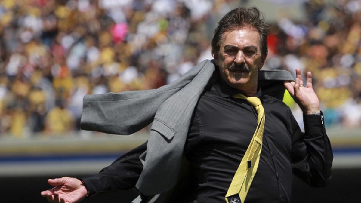 El hermano de Carlos Bilardo cruzó a La Volpe: Viene a buscar laburo o ...