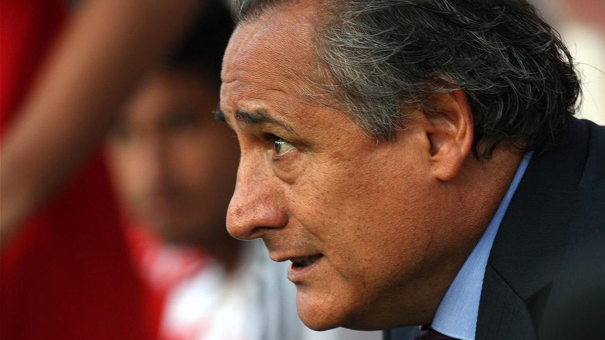 Al final, J.J. López sigue como técnico de River