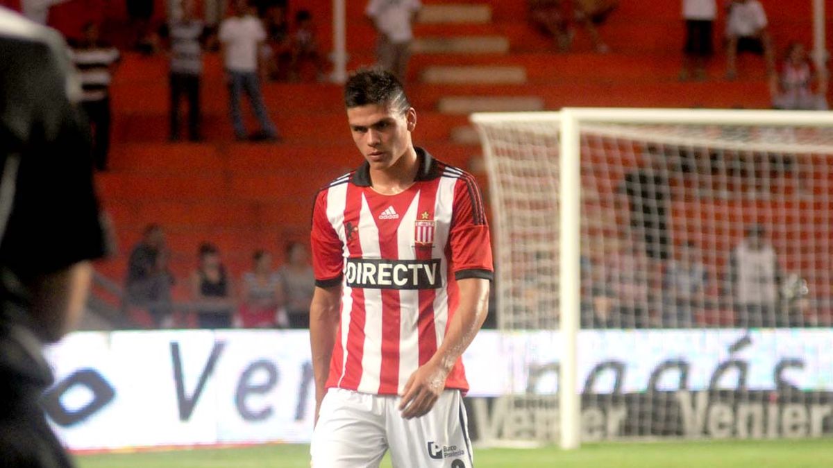 ¿Quién es Jonathan Silva, el tapado que convocó Martino?