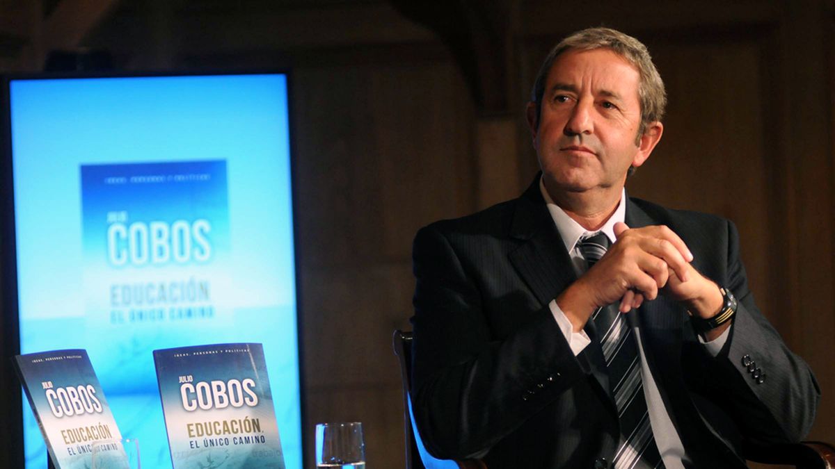 Cobos evitó definirse sobre una eventual candidatura