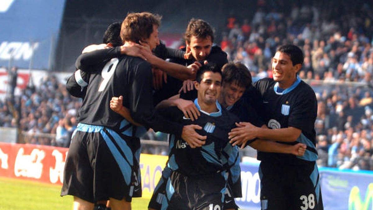 El plantel de Racing recibirá un premio, pero ¿lo podrá cobrar?
