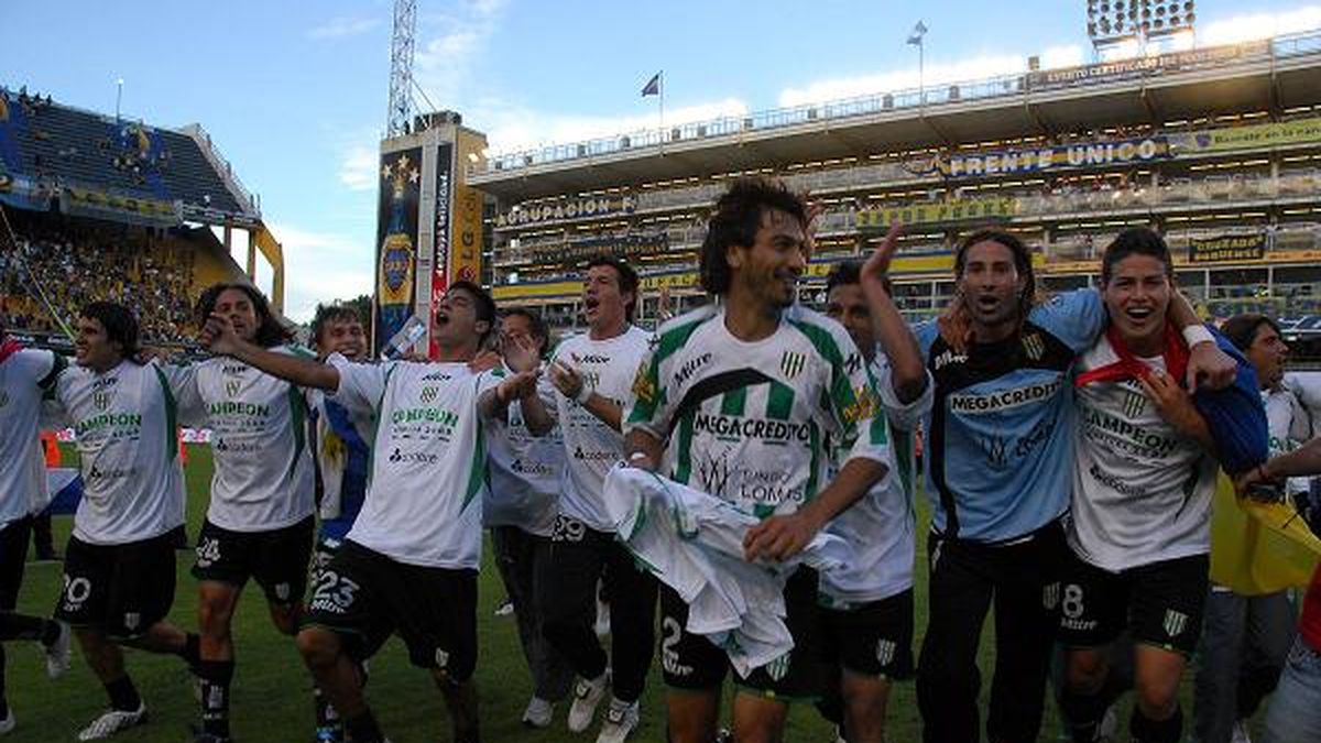 Banfield siguió con los festejos toda la noche