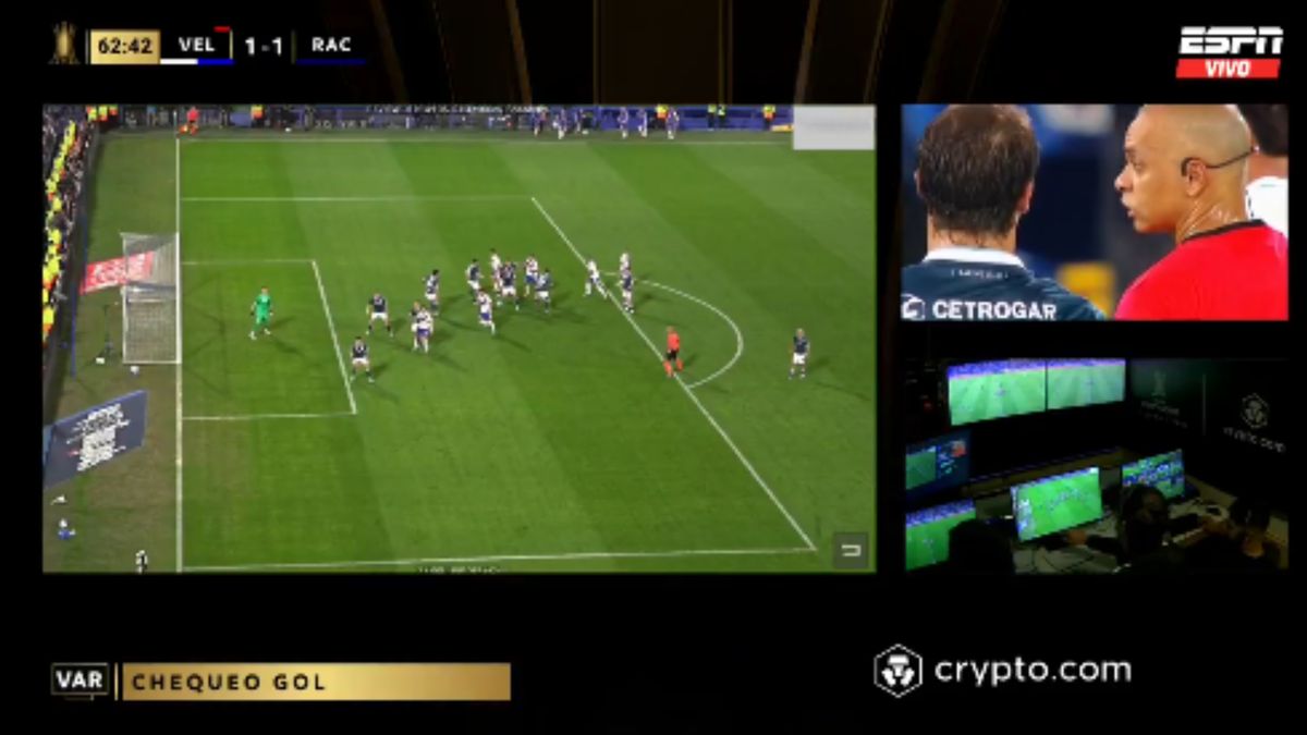 El gol anulado a Vélez por el VAR que generó la bronca de Guillermo ...