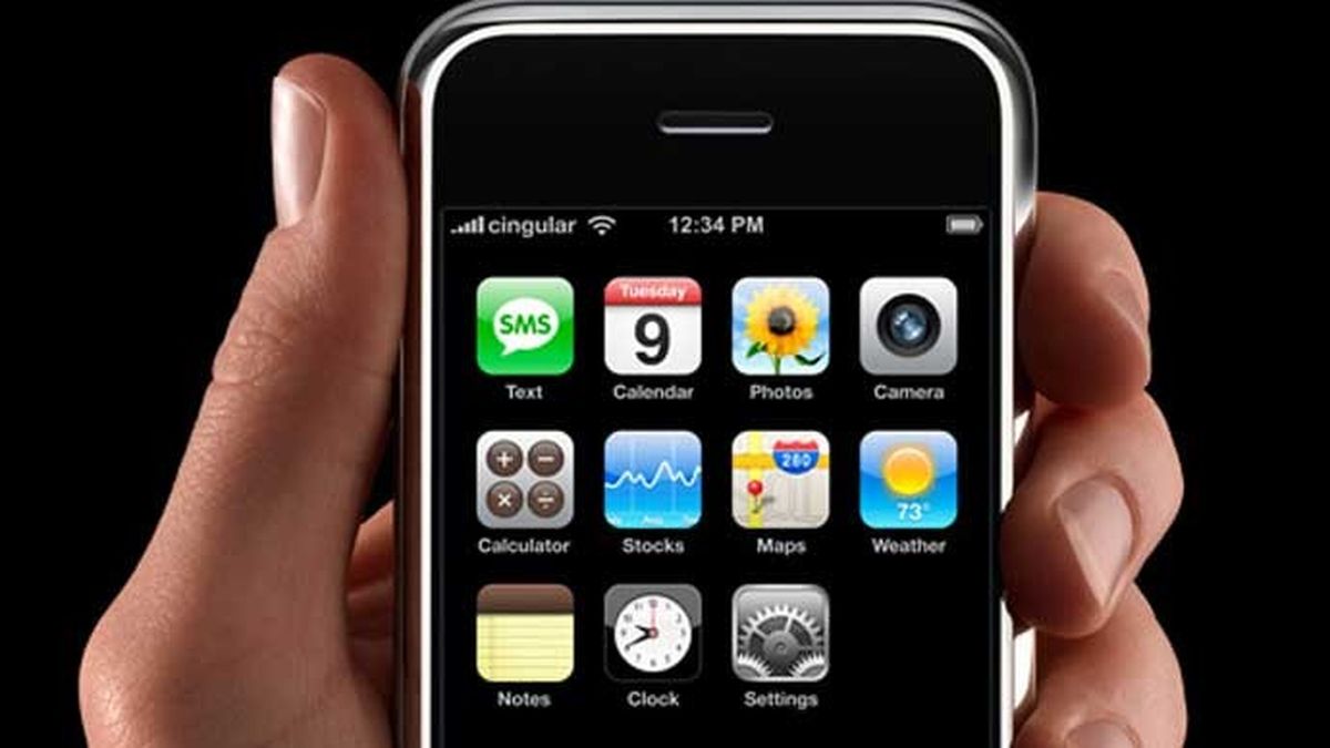 Apple lanza el iPod con teléfono celular