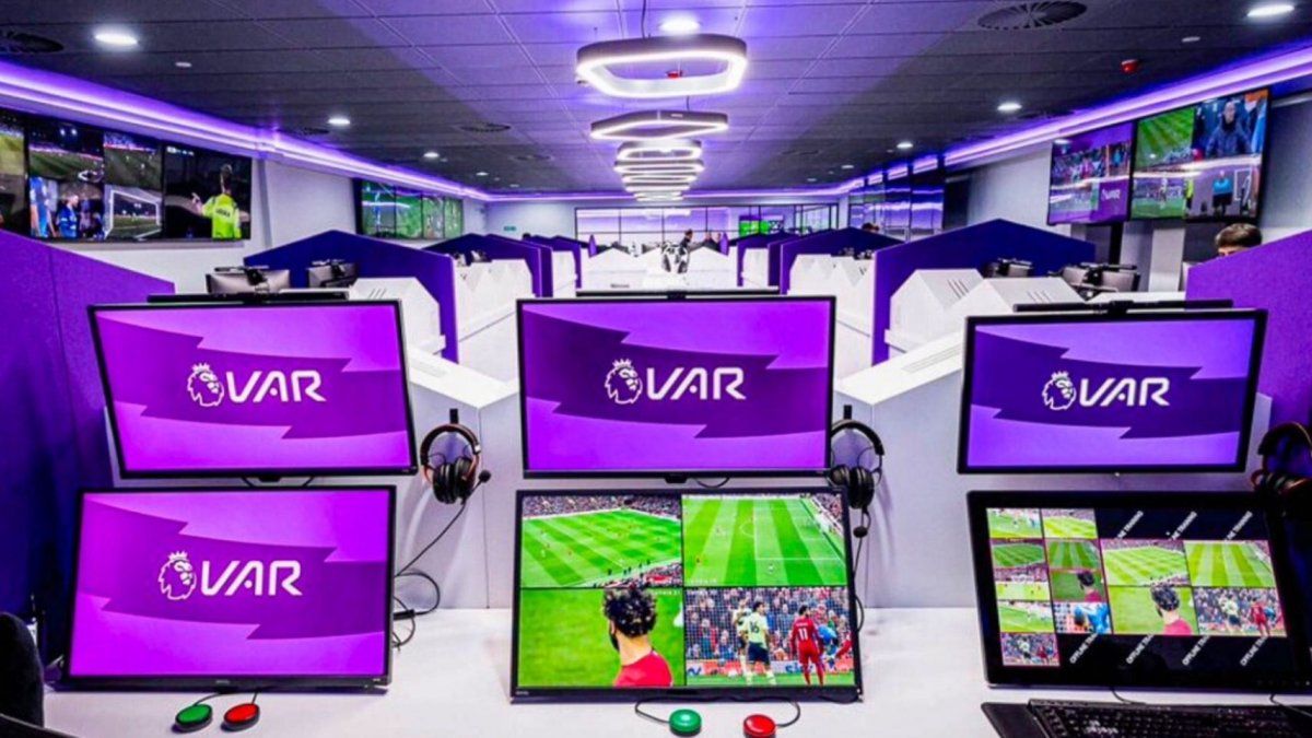 La FIFA promueve un cambio revolucionario en la utilización del VAR