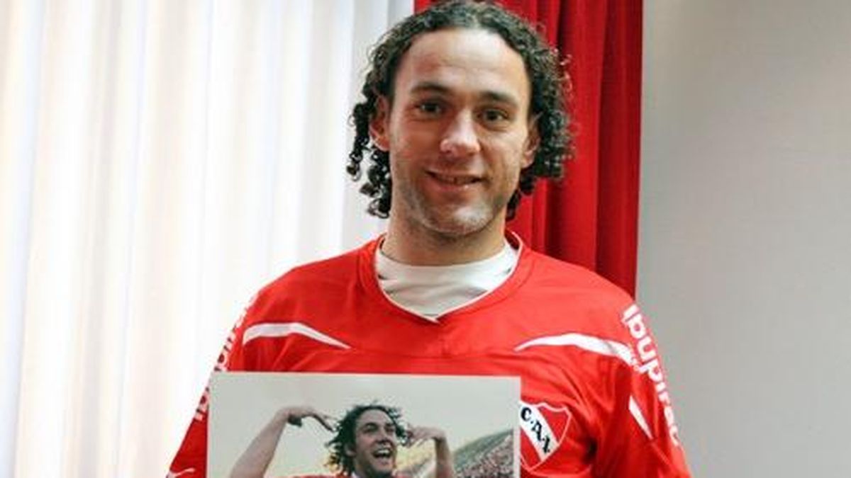 ¿Milito deja las canchas para dirigir al Rojo?
