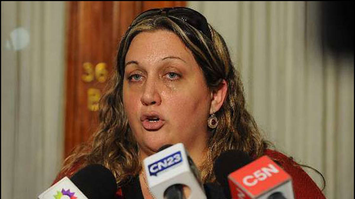 Legisladora presentó habeas data por discriminación a los transgénero