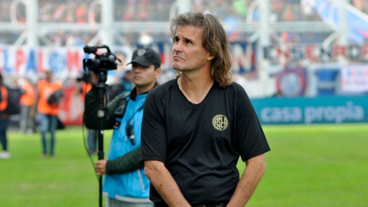 Posible sanción para el plateísta que se cruzó con Insúa en San Lorenzo