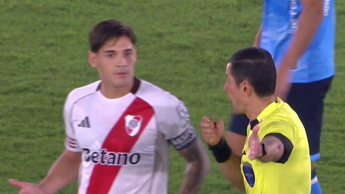 De offside inexistente a expulsión: Martínez Quarta, el apuntado por ...