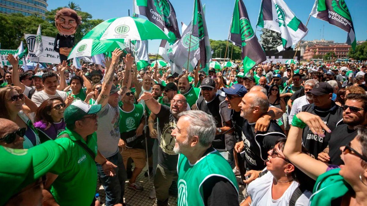 Registros automotores - Minutouno.com