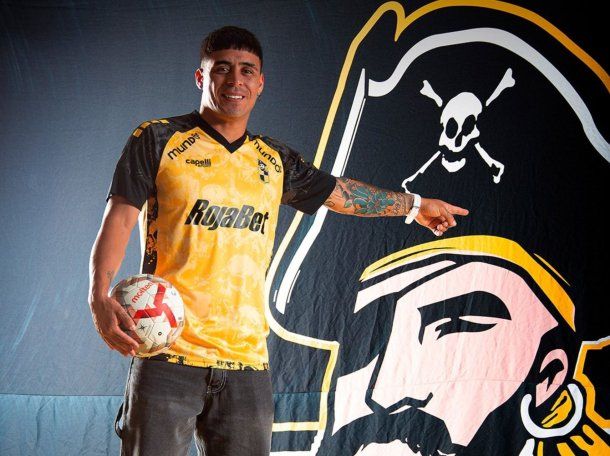 Inesperado: Brian Fernández se fue de Coquimbo Unido tras solo dos semanas