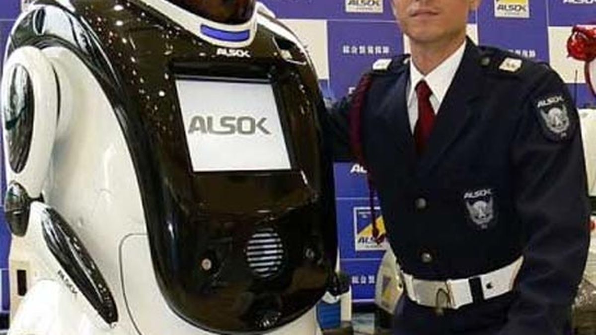 Llegó Robocop: diseñan un robot policía que está adiestrado para luchar ...