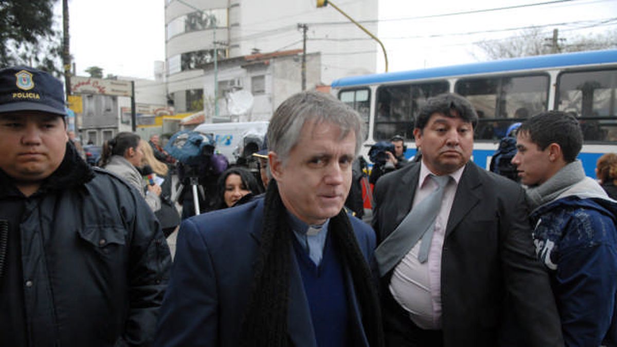 La Justicia confirma el beneficio de libertad para el cura Julio César ...