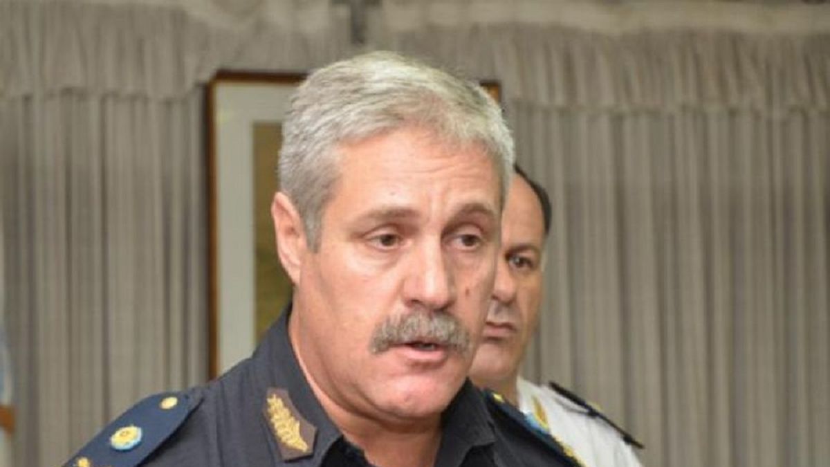 Pasaron a retiro a siete jefes de la policía bonaerense