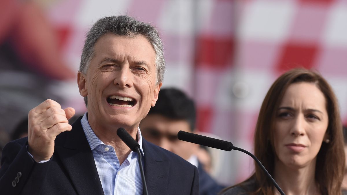 Macri veta la ley antidespidos: Va a traer más pobreza, argumentó