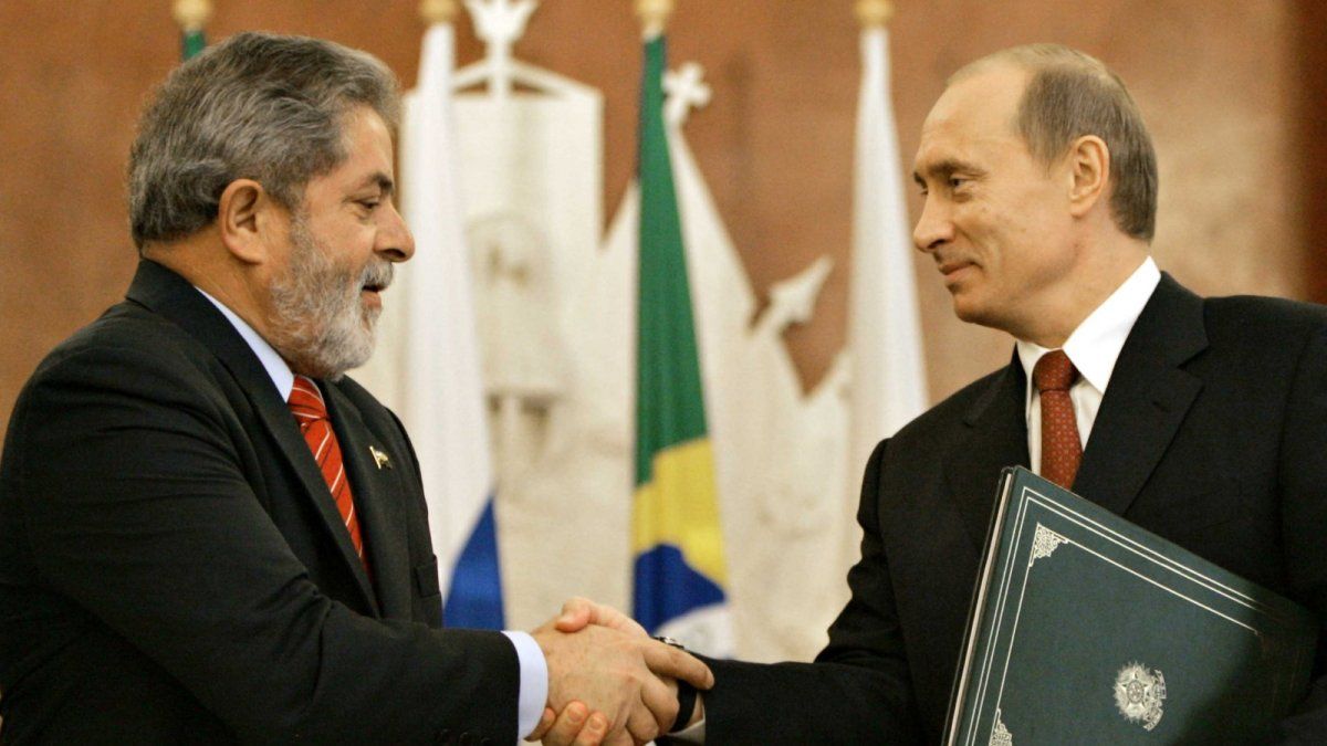 Vladimir Putin felicitó a Lula da Silva y dijo que confía en el ...