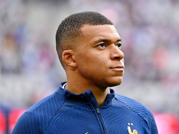 Kylian Mbappé se tiene fe y se anotó en la lucha por el Balón de Oro 2023 Kylian Mbappé se tiene fe y se anotó en la lucha por el Balón de Oro 2023