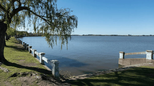 Escapadas: el lugar cerca de Buenos Aires con laguna ideal para ...