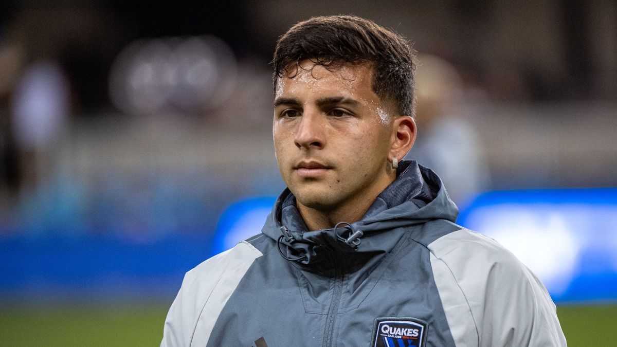 Gustavo Costas llamó a López Muñoz para decirle que lo quiere en Racing ...